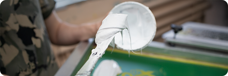 Best White Plastisol Inks: 4 Top Choices for Screen Printers